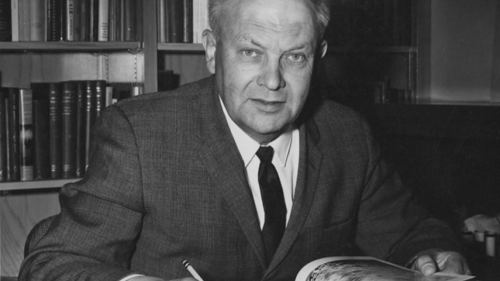 Kuiper and Apollo | University of Arizona Libraries